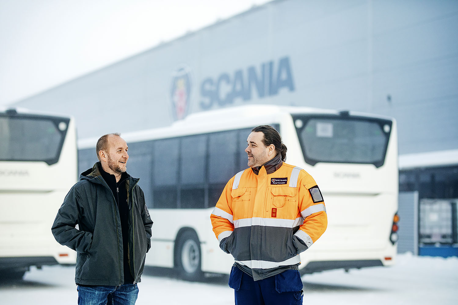 Työkaverit Mika Eerola ja Tomi Toivonen: "Työpaikka katoaa, ystävyys ...